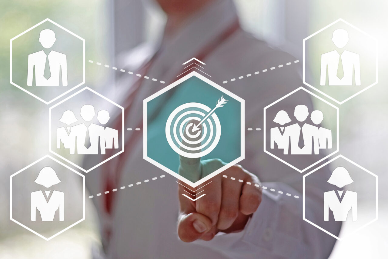 What Is Target Audience Analysis? Defining Your Ideal Audience - Deep Sync